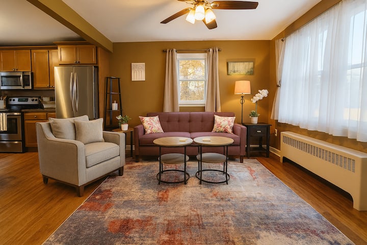 Pet-friendly 3br W Game Room/yard/fast Wifi - Troy, NY