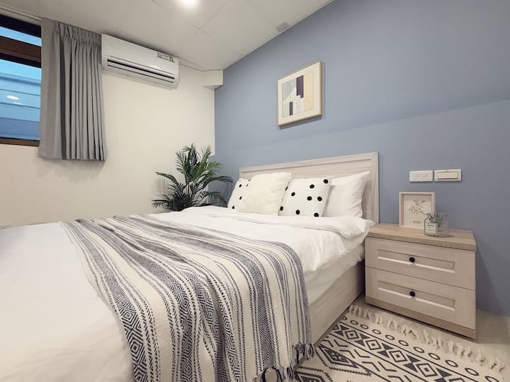 66-1 獨立衛浴/士林夜市首選/捷運劍潭站步行3分鐘（未開放國內預訂） - 金山區