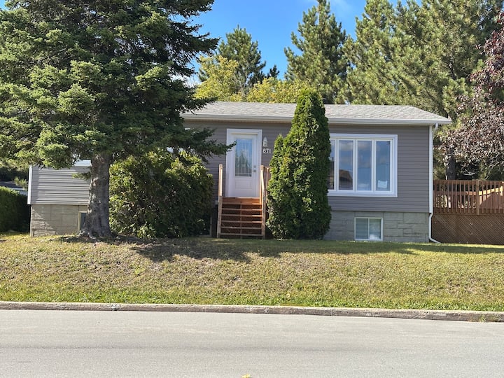 Gîte Pommes De Pins - Lit Double 
(Citq #322505) - Amos