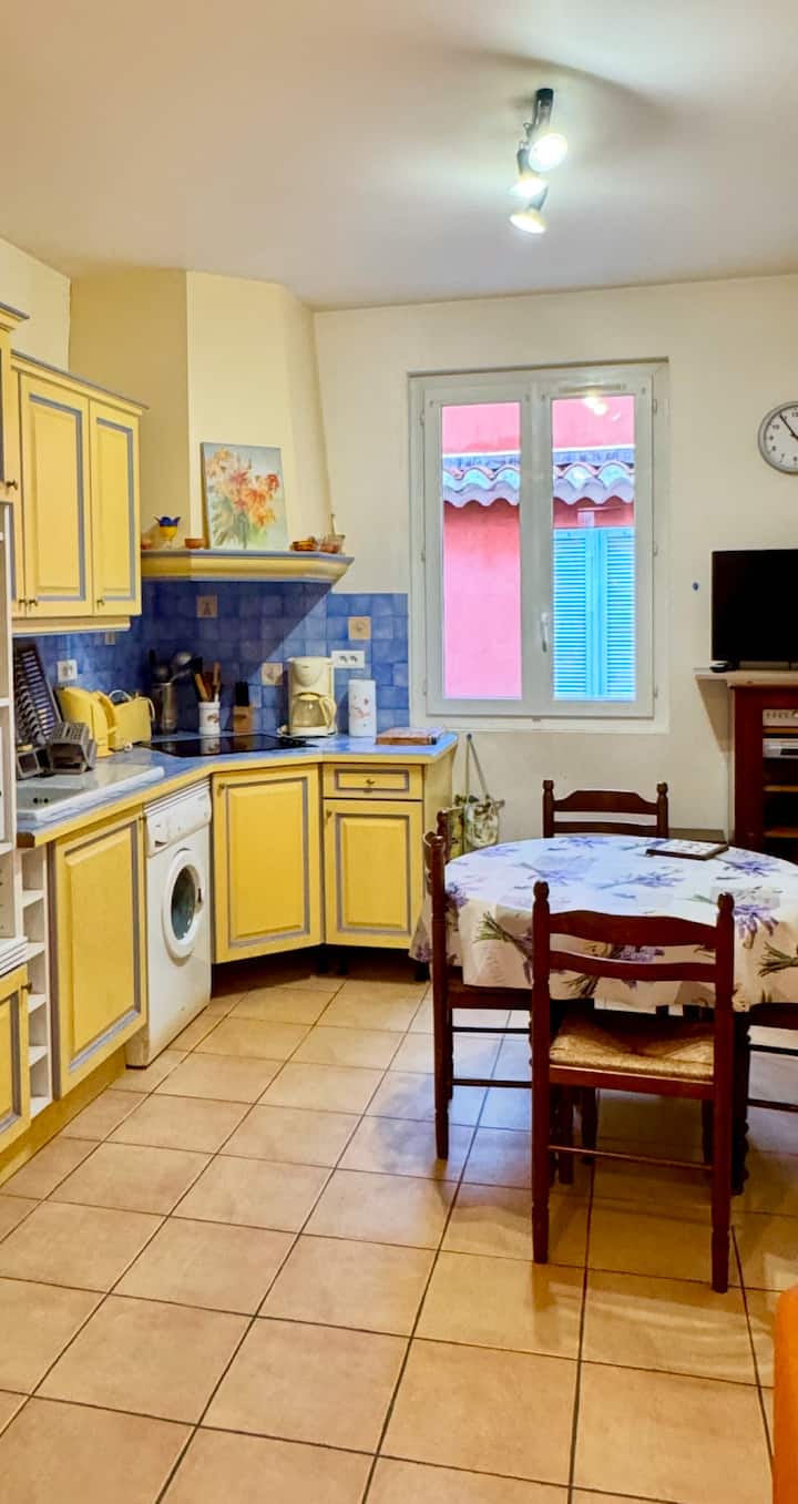 Le Moulin - T2 Centre Piéton - à 100m Du Port - Sanary-sur-Mer