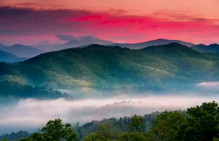 Amazing Views! Mountain Luxury In Prime Location - Sevierville, TN