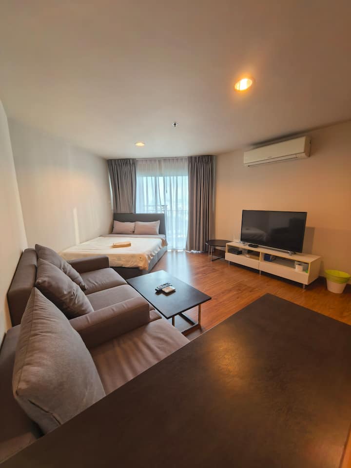 Rama9中国大使馆/火车头夜市/高级2卧室公寓 - Bangkok