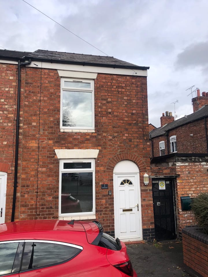 Newton House - Nantwich