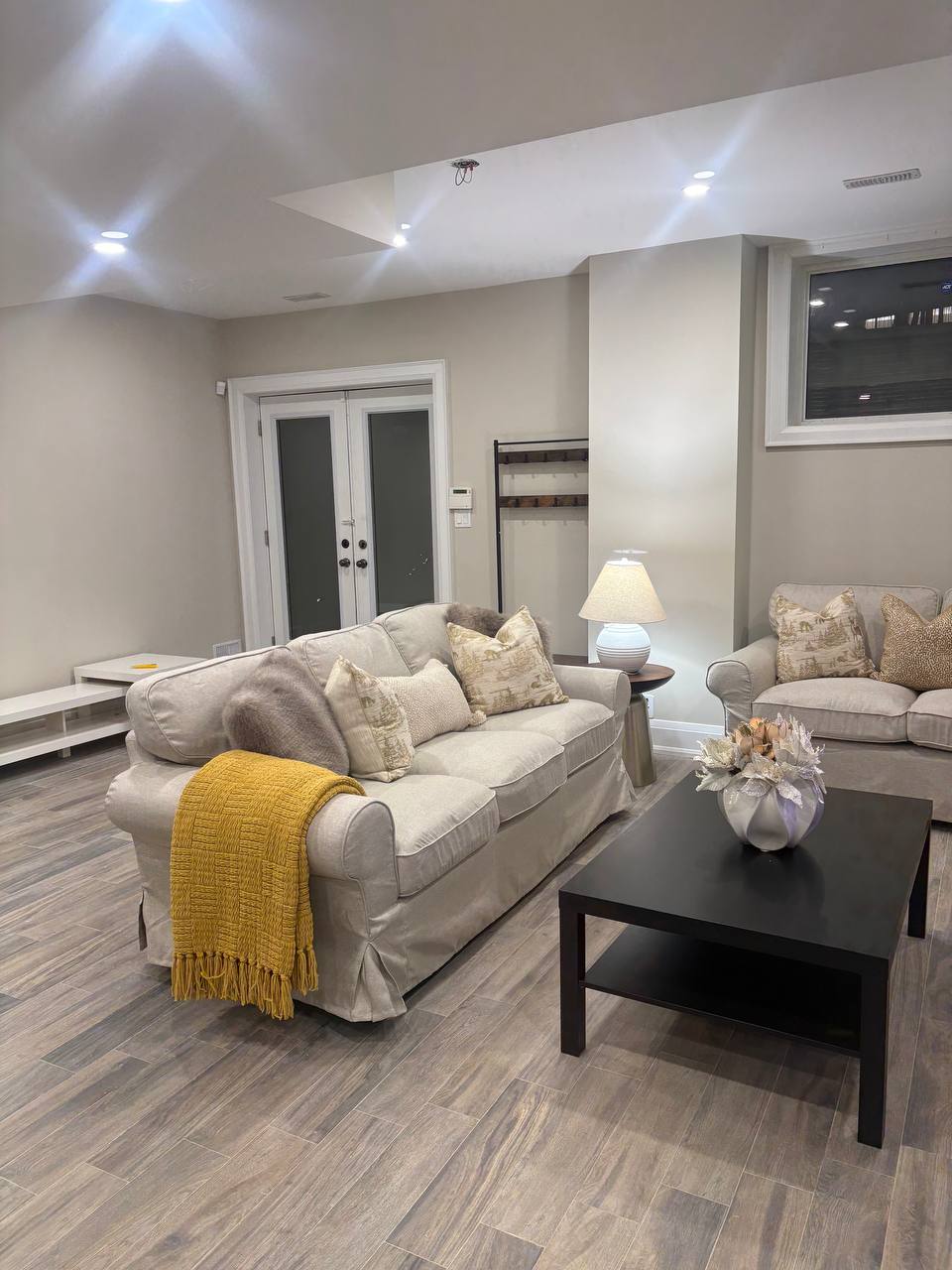 Newly Decorated Home Comfortable & Modern Midtown - Houses for Rent in ...