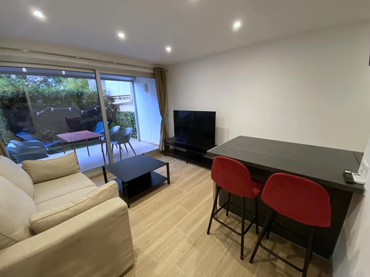 Santa Lucia • Appt Confort Clim & Loggia 2 Mn Mer - Saint-Raphaël