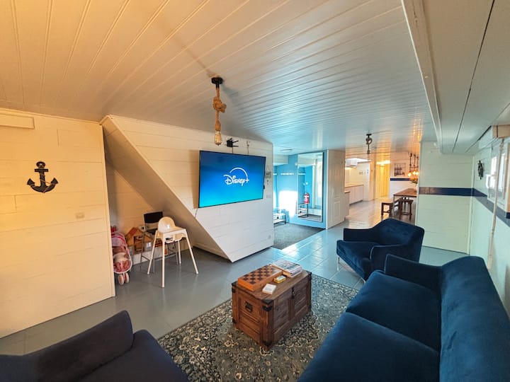 Peniche 15 Personnes, Unique, Atypique, Terrasses - Prague