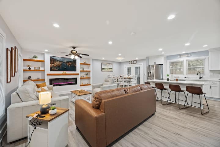 Family Fun Ranch •Firepit •Game Room •Fenced Yard - Douglasville, GA