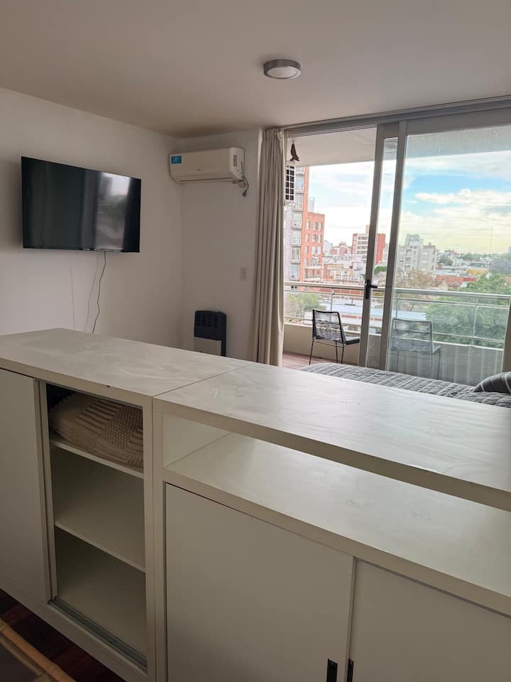 Hermoso Depto. Céntrico Con Pileta Y Balcon - San Nicolás de los Arroyos