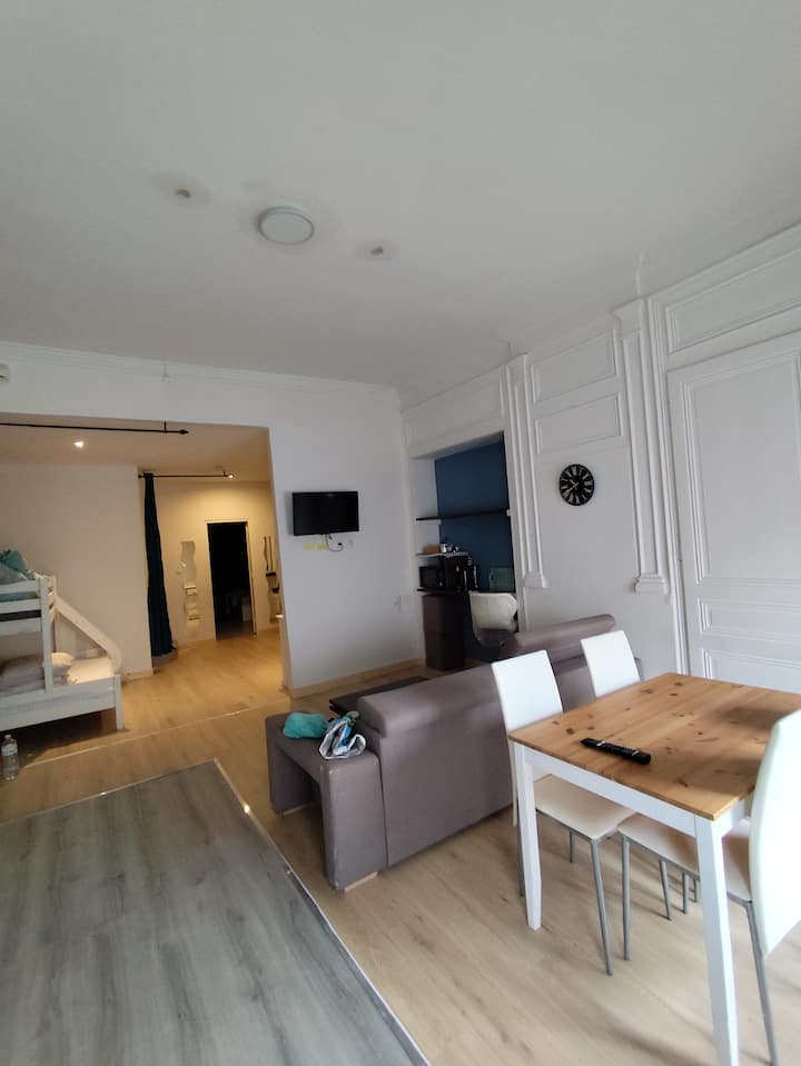 Spacieux Logement Pour 5 Personnes 60m2 - Lorette