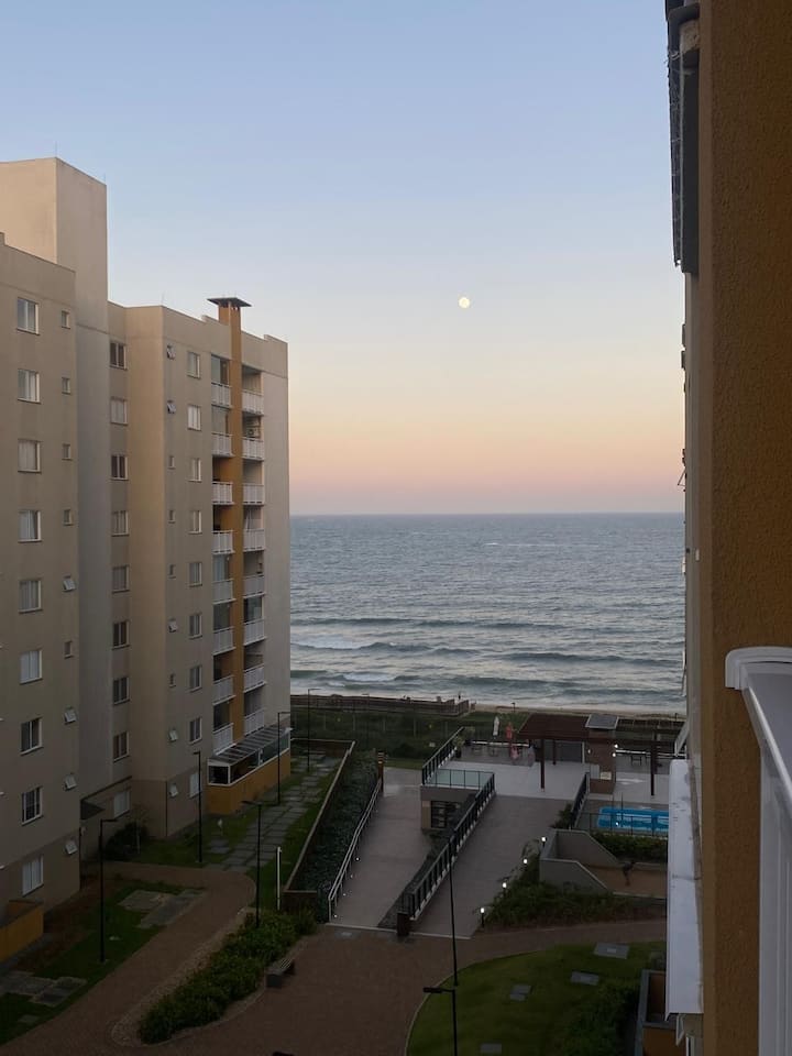 Beira-mar | Pé Na Areia | Vista Incrível - Barra Velha