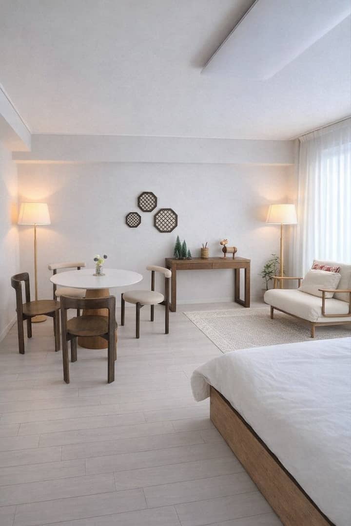 2룸 · 5인 · 거여역 5분/5호선 · Lotte World·kspo·coex· 신축 - 경안동