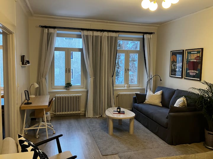 Prime Area Studio | King Bed | Workspace | Coffee - Göteborg