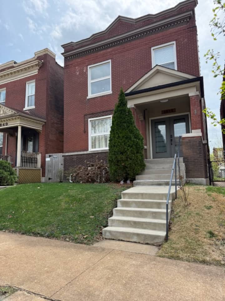 Family Home In Tower Grove Heights - Saint-Louis, MO