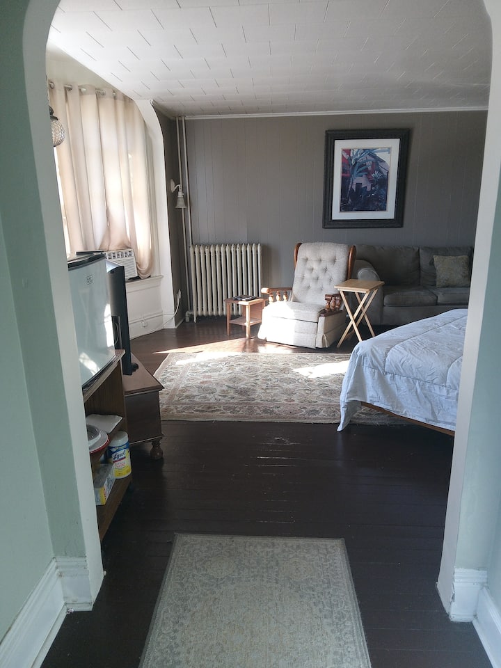 125 Year Old Victorian Home.
Step Back In Time! - Oglebay Resort, WV