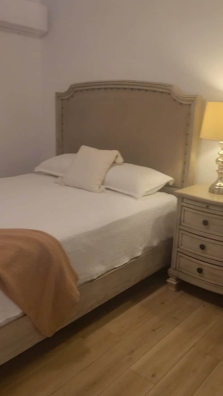 The Cozy Corner - Whittier, CA