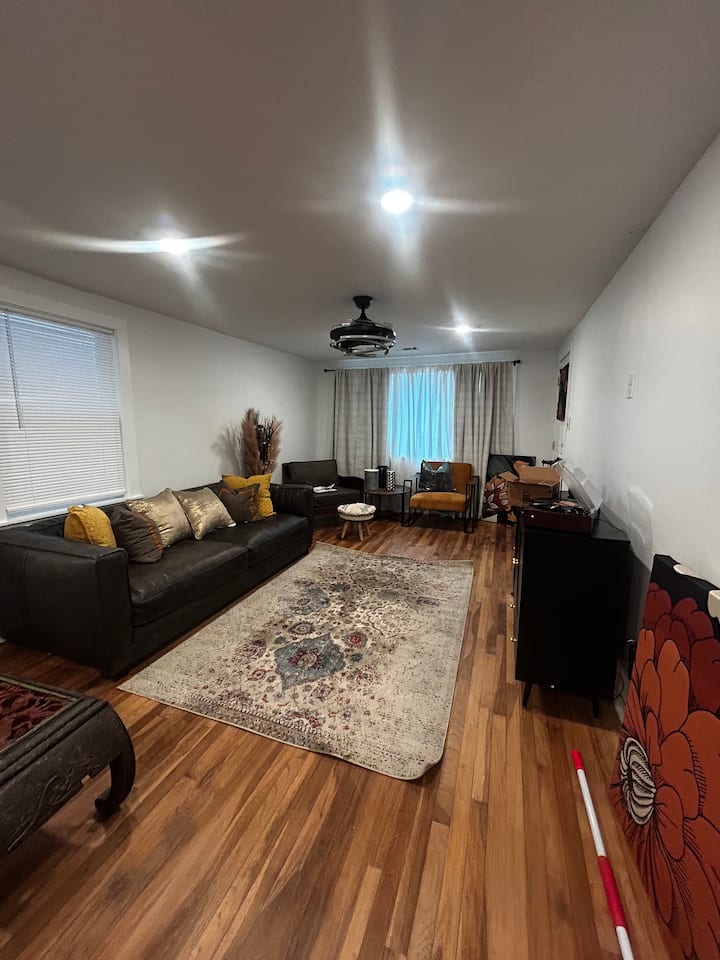 The Culture House-great Location - Savannah, GA