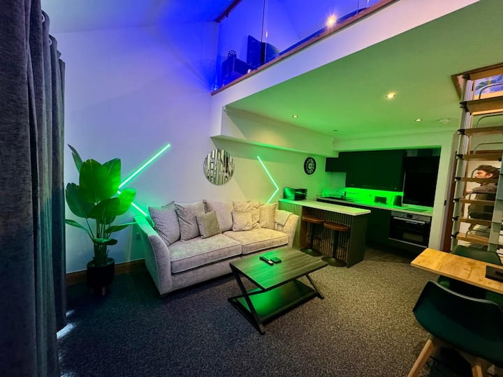 Boutique Spa Apartment With Balcony & River Views - Norwich