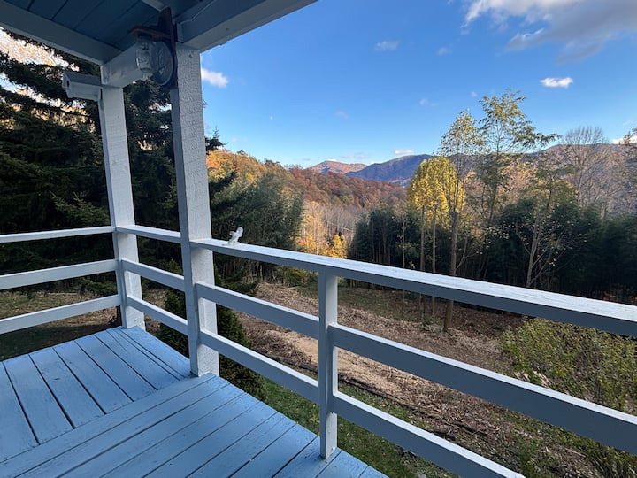 Maggie Valley Cabin - Hot Tub - Near Ski Resort - North Carolina
