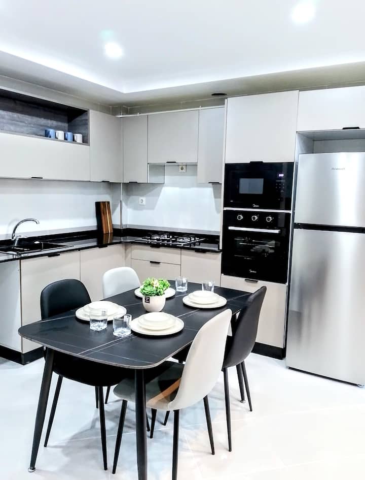 New | F3 Chic | Parking, Aéroport, Tram, Mer | - Algeria