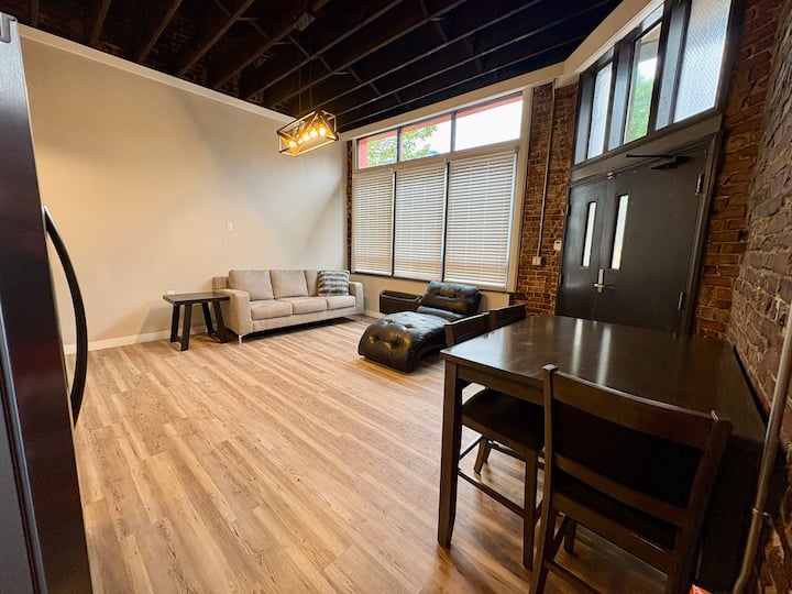 2 Br Loft Near River Market. World Cup! - Kansas City