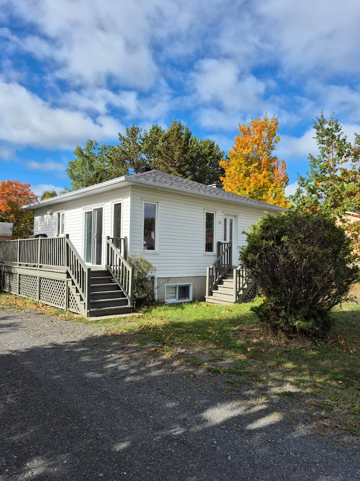 Maison Accueillante à Deux Pas De La Mer. - Canada