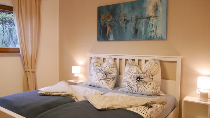 Moderne Familienunterkunft Mit Terrasse+garten - Langenau