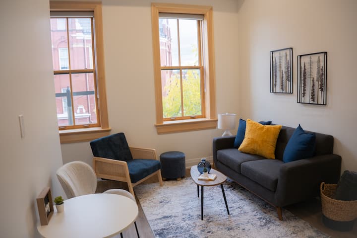 The Blowes Inn Stratford - Suite 2b Queen Bed - Stratford