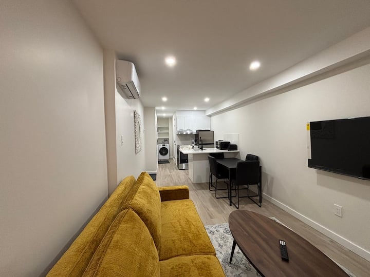 Fully Equipped Studio | Steps To Metro | Long-term - Longueuil