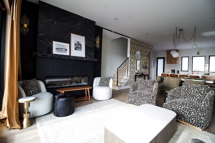 Downtown River Views - Ev Charger - 6 Min To Yum - Louisville, KY