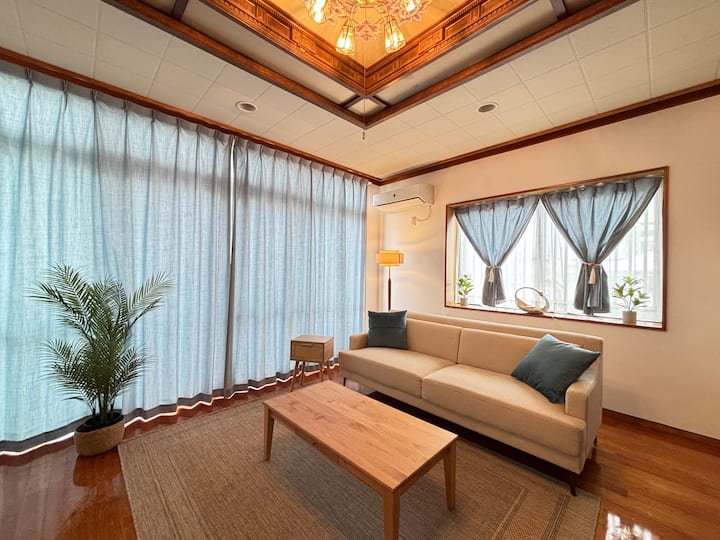 【Open Sale】子連れ家族に最適/3bdr/ic2分/無料駐車場/広々リビング&キッズスペース - Okinawa