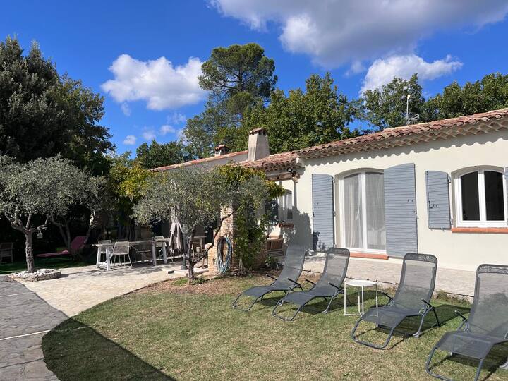 Grande Maison Familiale Avec Piscine Et Pool House - Saint-Maximin-la-Sainte-Baume