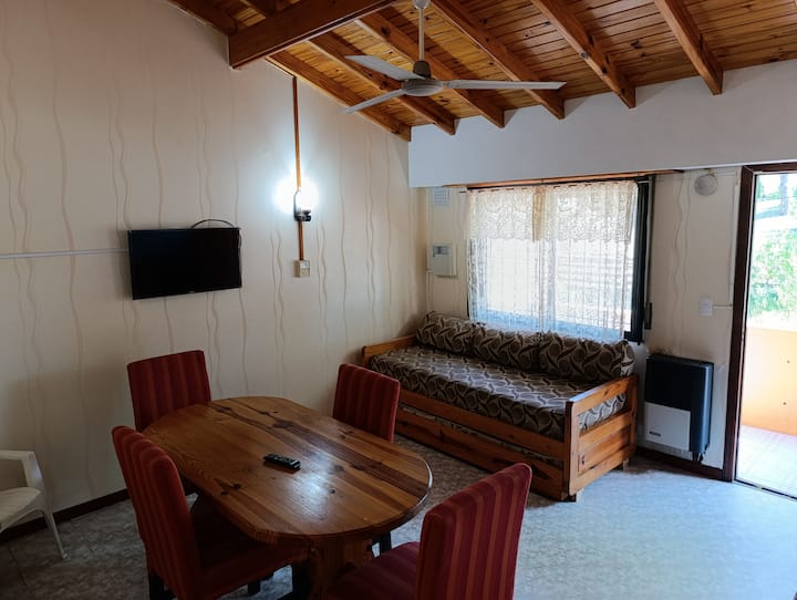 Depto. P/4 Con Cochera, Quincho Y Parrilla - Villa Gesell