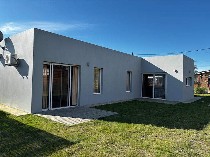 Casa Con Vista A Los Cerros, Punta Colorada - Punta Colorada