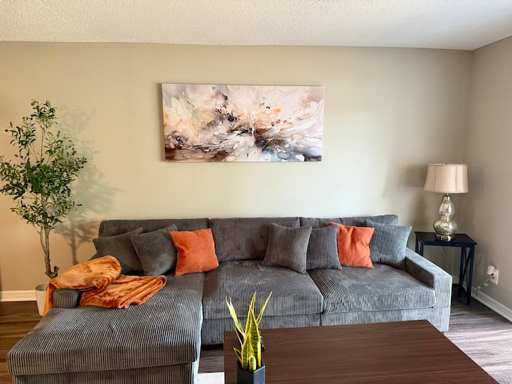 Waterfront Retreat In Tampa 2b/2b With River Views - Tampa, FL