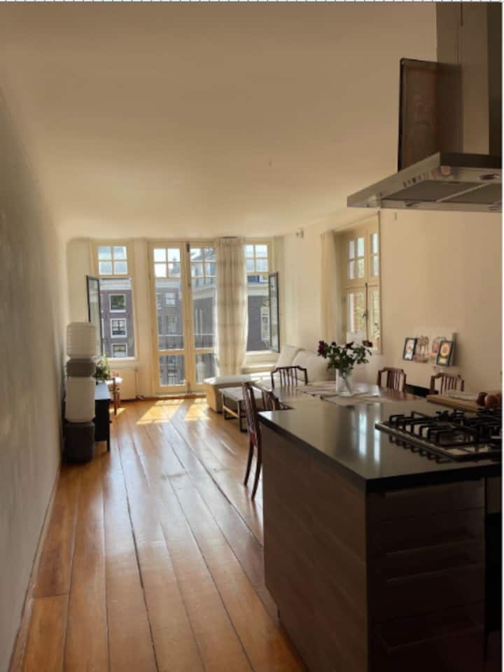 Luxurious Canal House In Historic Amsterdam - Amsterdam