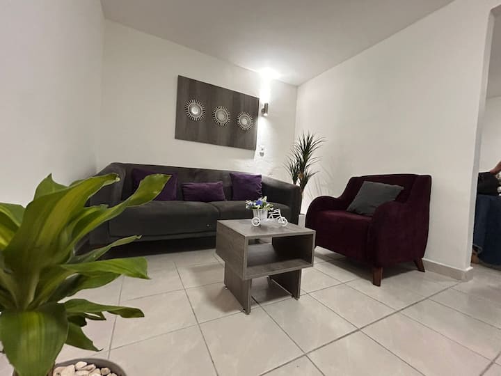 Depa Donato Gr

Ideal Para Tus Fiestas Navideñas. - Ciudad Obregón