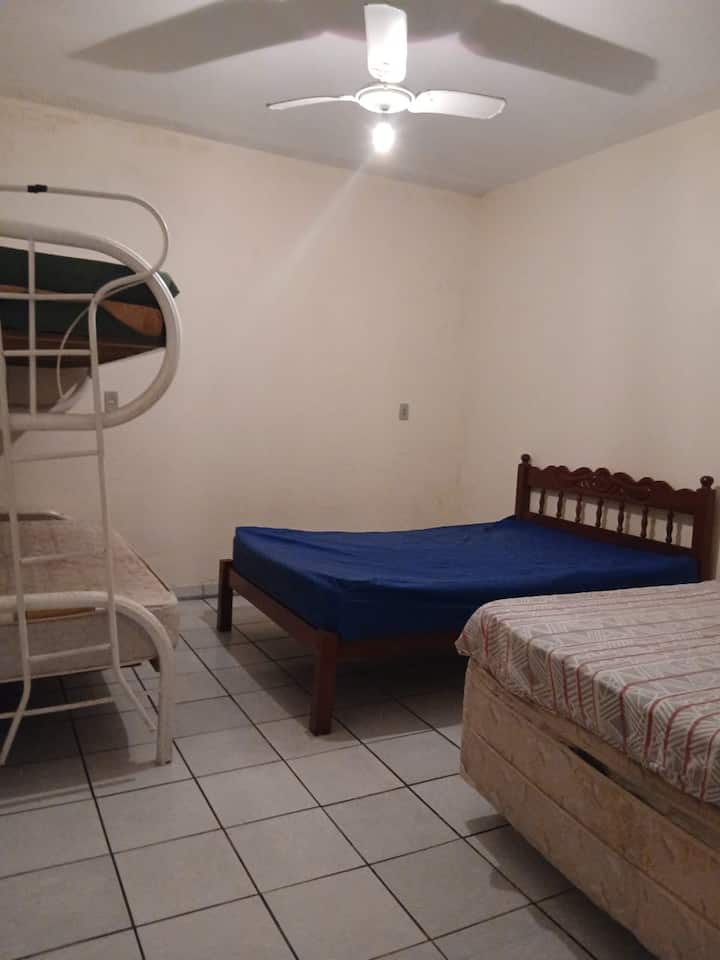 Casa Em Ilha Comprida Com óTimo Preço! - Ilha Comprida