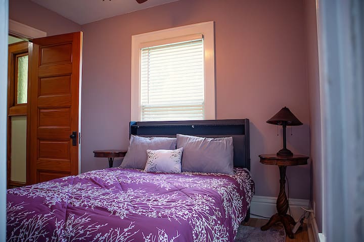 Conway Cottage At The Ringling House B&b - Baraboo, WI