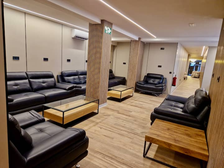 Velvet Hostel Business - Madrid