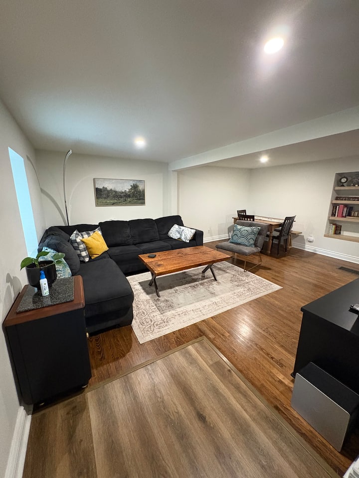 The Hespeler Hideaway - Chicopee