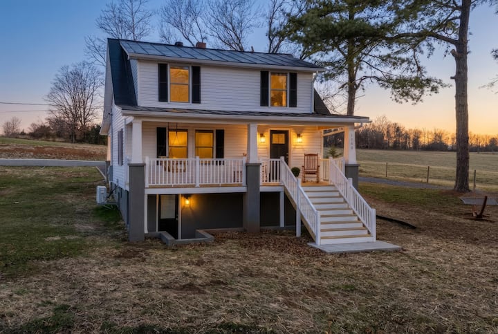 Idyllic Views, Cedar Sauna At Storybook Cabin - Stanley, VA