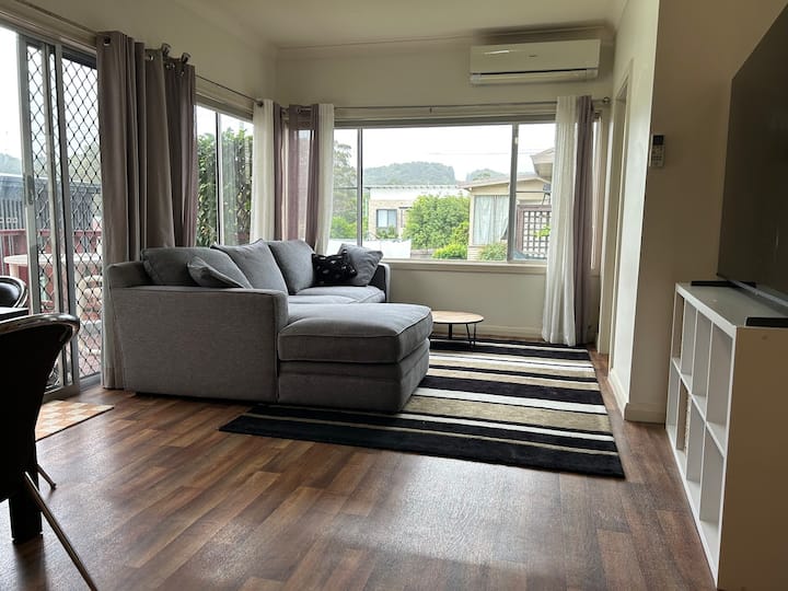 Studio 139 - Waratah