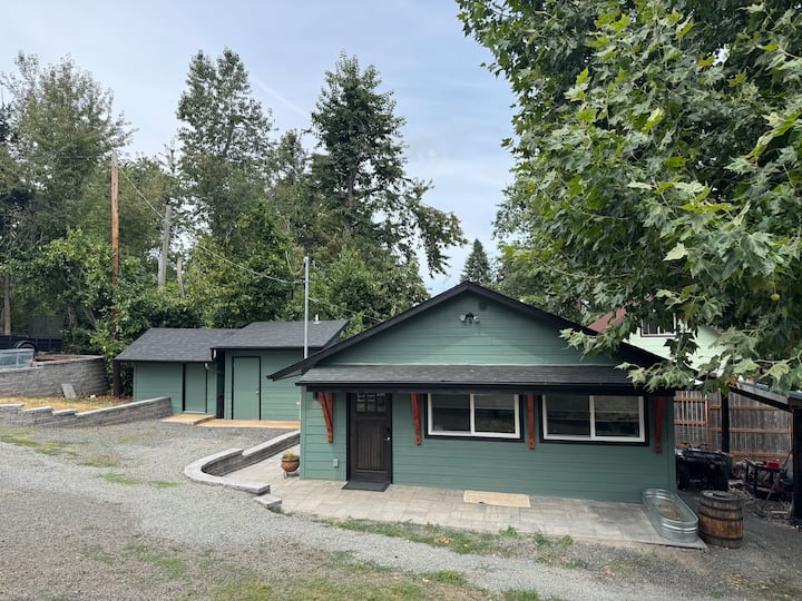 Country Cottage Close To Eugene - Cottage Grove, OR