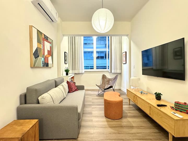 Apartamento Espaçoso E Agradável Em Copacabana - Rio de Janeiro