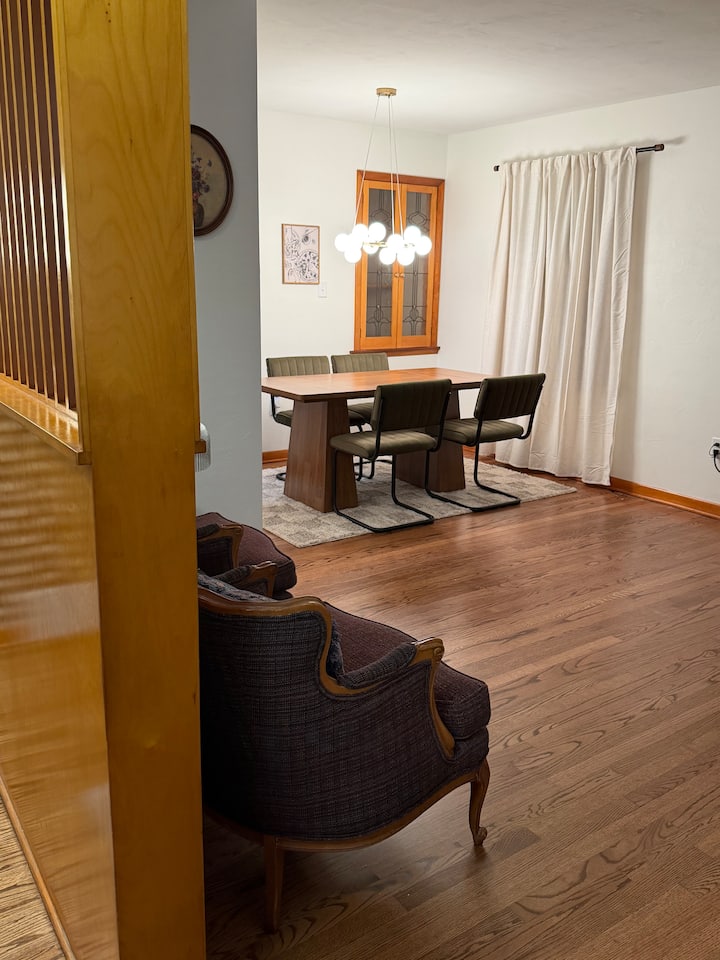 Ultimate Family Stay W/bunks & Game Room - Hammond, IN