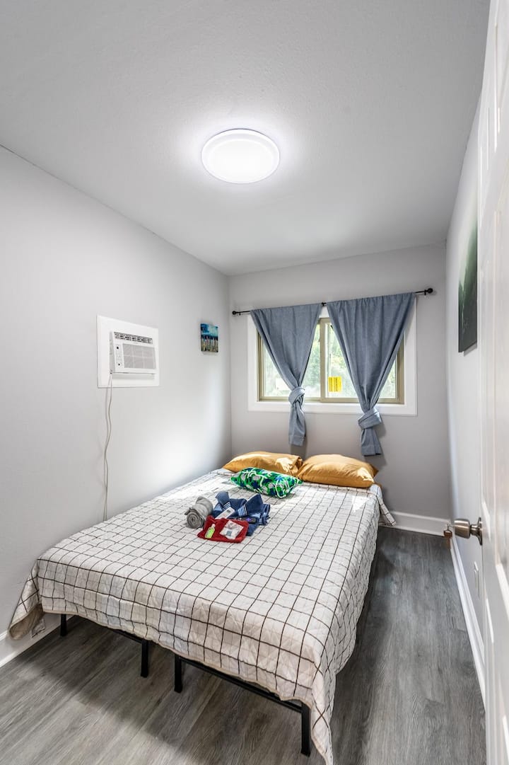 Classic Edgewood - Jacksonville, FL