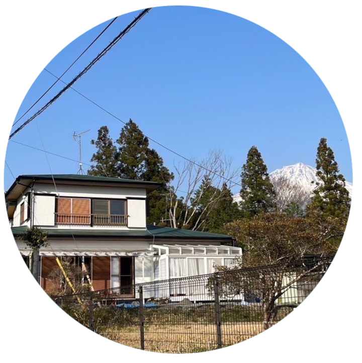 白糸の滝から徒歩7分、バス停、コンビニエンスストア近く　自然の中で心が整う静かな宿。 - Fuji