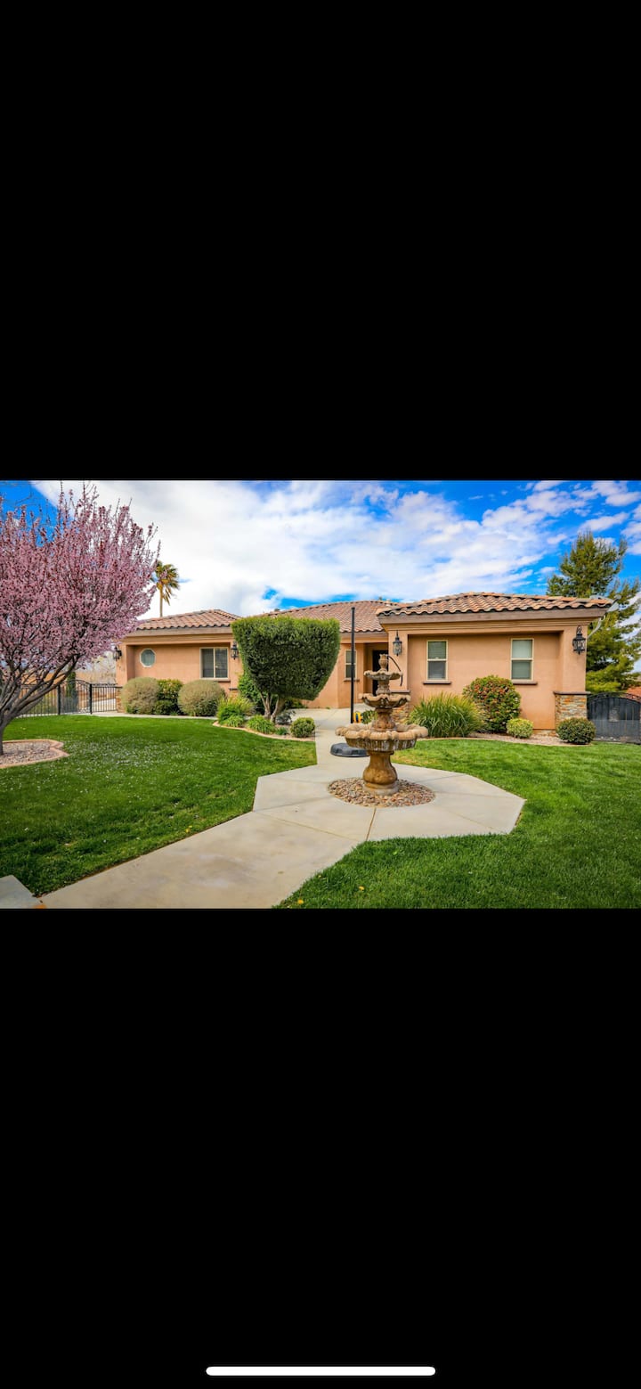 Your Peaceful Escape In A Charming Community - Lancaster, CA