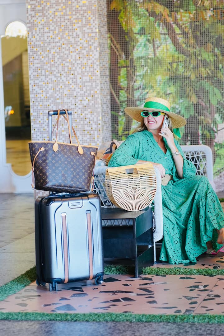 Dilux Alex | 2-br Condo With Ocean Views - Miami Beach