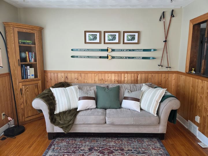 The Green Nook - Elliot Lake